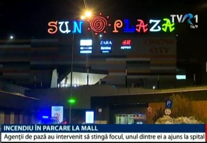 VIDEO: incendiu la mall-ul Sun Plaza de la Piata Sudului. O persoana a ... VIDEO: incendiu la mall-ul Sun Plaza de la Piata Sudului. O persoana a ...